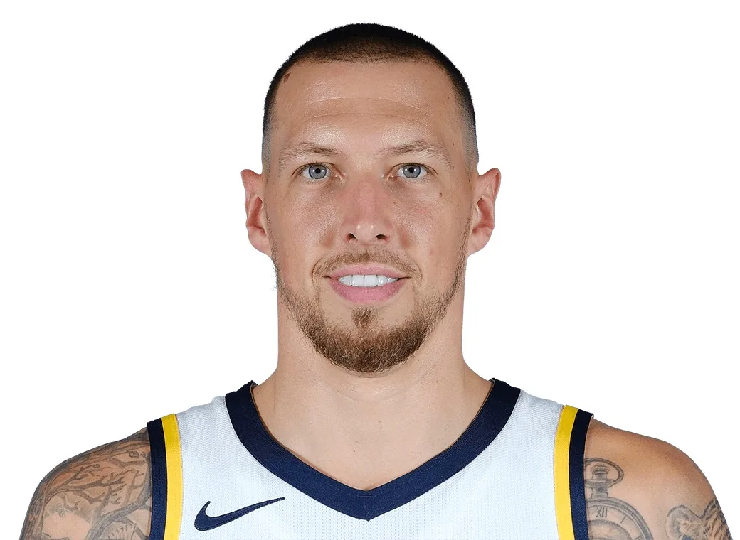 Daniel Theis, LA Clippers - Bio, Stats, News, & More - Topps Ripped